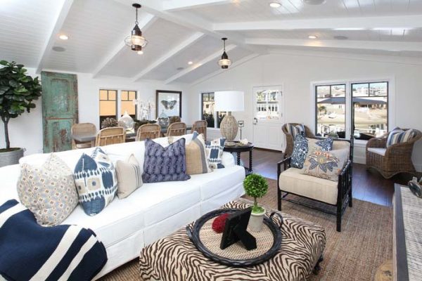 12 Awesome Bright and Airy Living Rooms