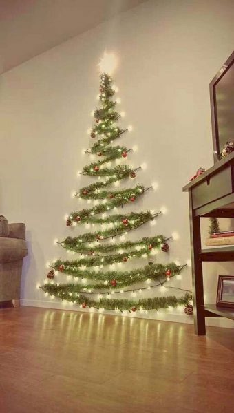 25 Festive Christmas Tinsel Decorating Ideas That Are Easy To Recreate