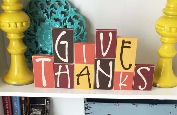 50 Best Thanksgiving Decor Ideas You Can Make On a Budget