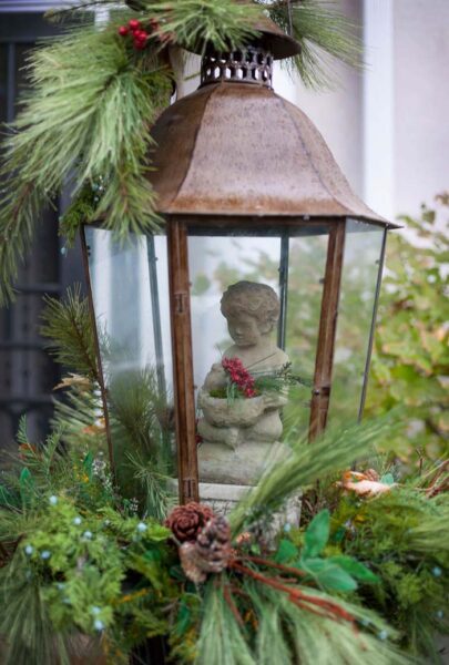 36 Best Lantern Decor Ideas To Create Cozy Home All Year Long