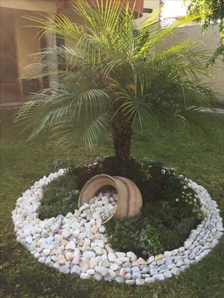 26 Beautiful Edging Ideas Around Trees To Dress Up Your Garden