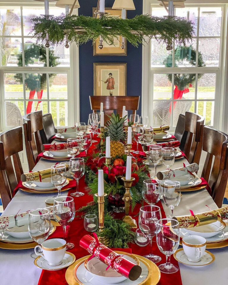 Deck the Halls: 25 Enchanting Christmas Table Decorations to Transform ...