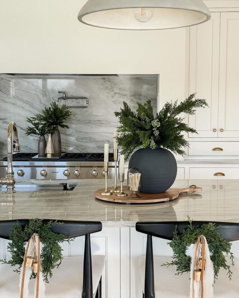 25 Charming Kitchen Christmas Decorations to Sprinkle Holiday Magic ...