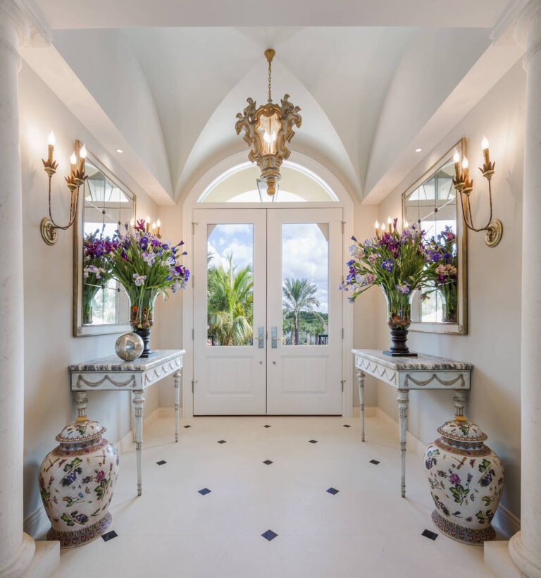 Elegant Entrances: 28 Foyer Ideas to Create an Unforgettable Welcome ...
