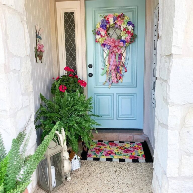 15 Spring Door Decorations to Welcome the Season in Style