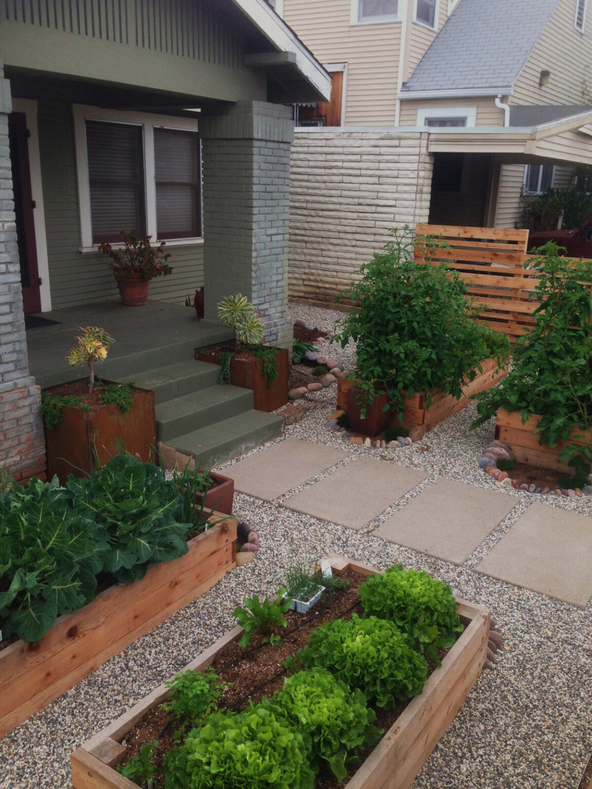 19 Rock Yard Designs to Inspire Your Next Outdoor Project