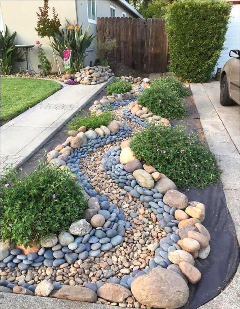 28 Best Dry River Bed Landscaping Ideas To Add More Visual Appeal To ...