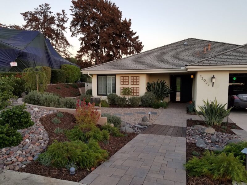 26 Stunning Rock Landscaping Ideas To Revamp Your Front Yard