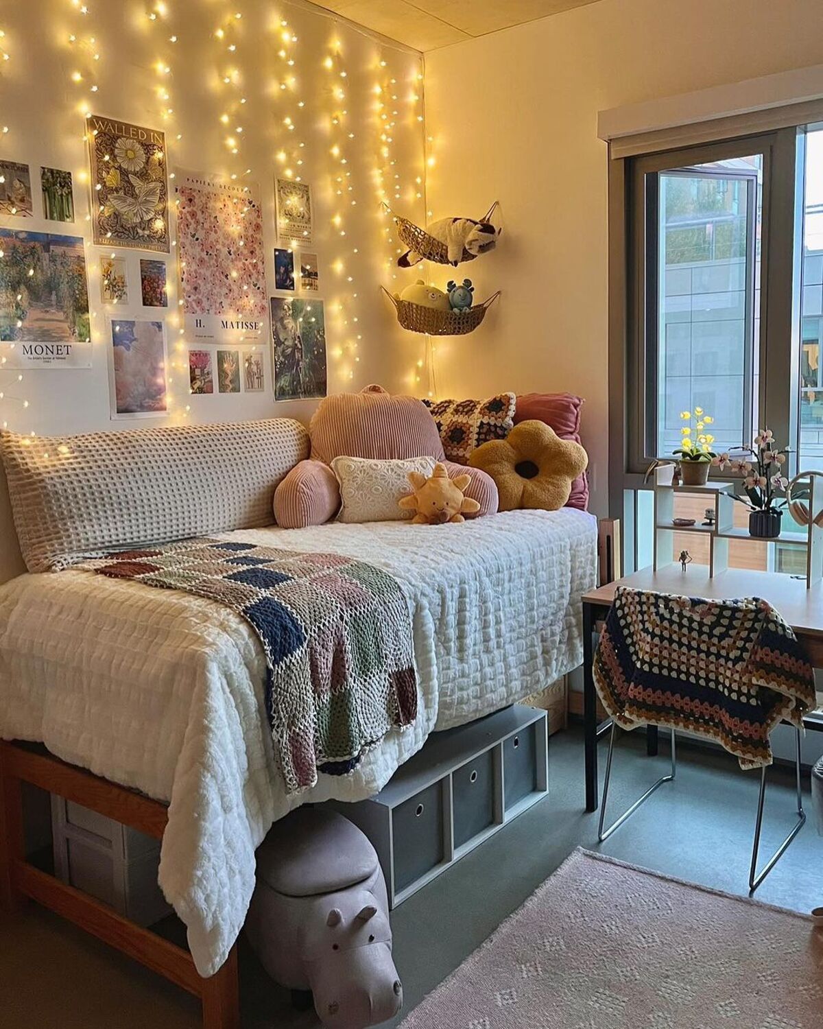 18 Trendy Dorm Room Designs That Will Inspire Your College Space
