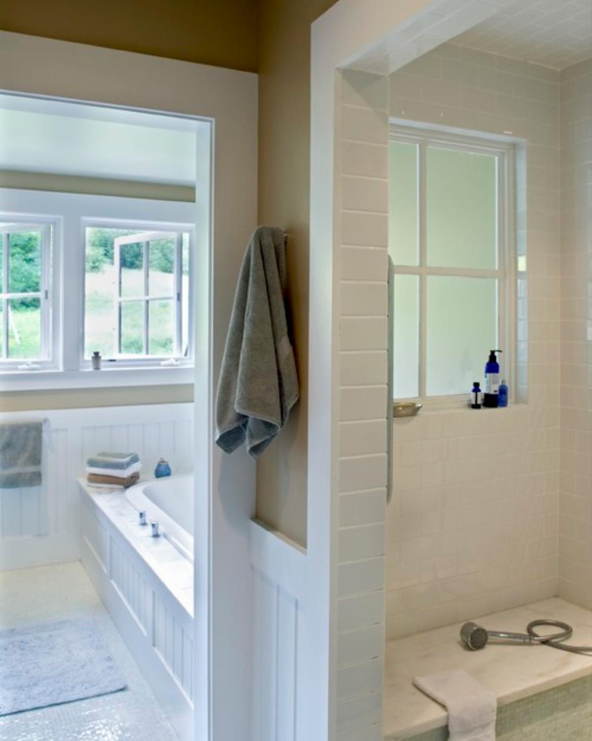 Top 5 Trending Bathroom Wall Options for a Fresh Look