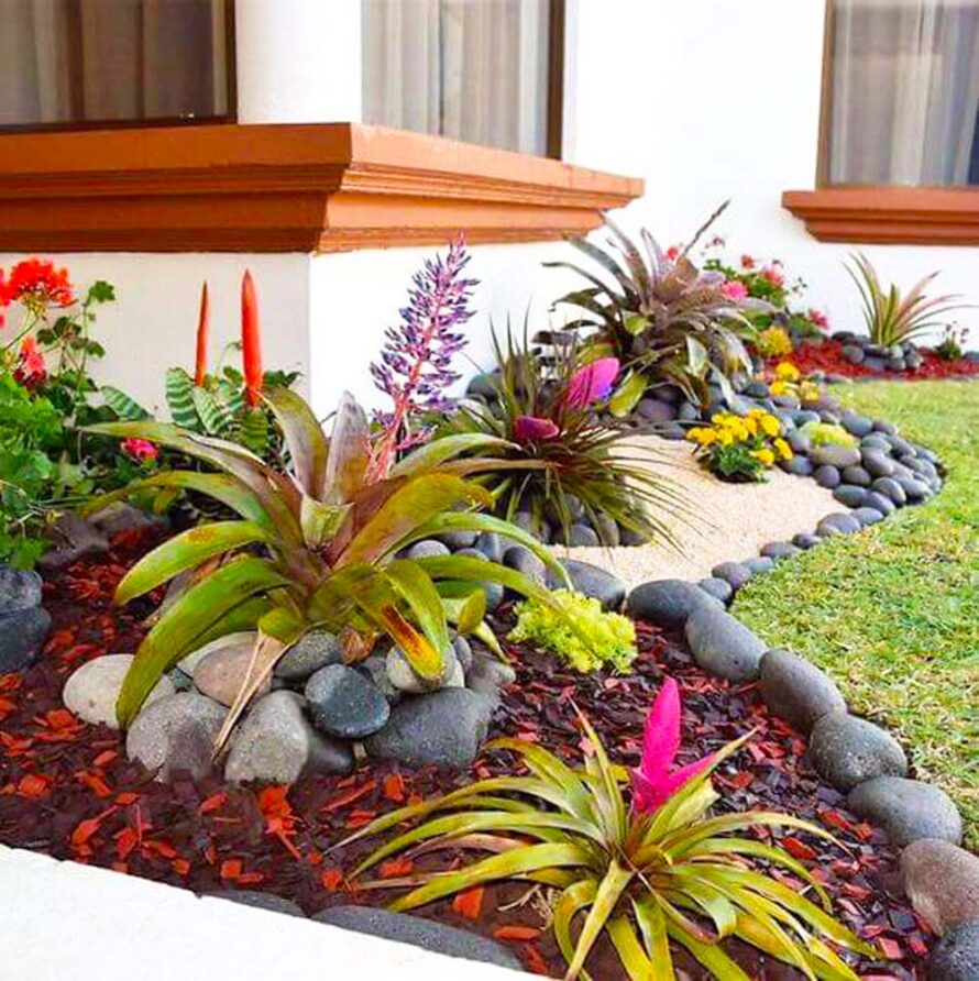 27 Captivating Garden Ideas That Will Enchant Your Outdoor Space