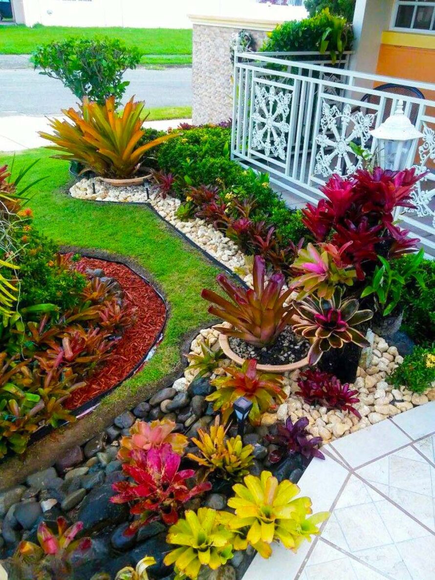 26 Enchanting Garden Layouts for Mystical Backyard Escapes