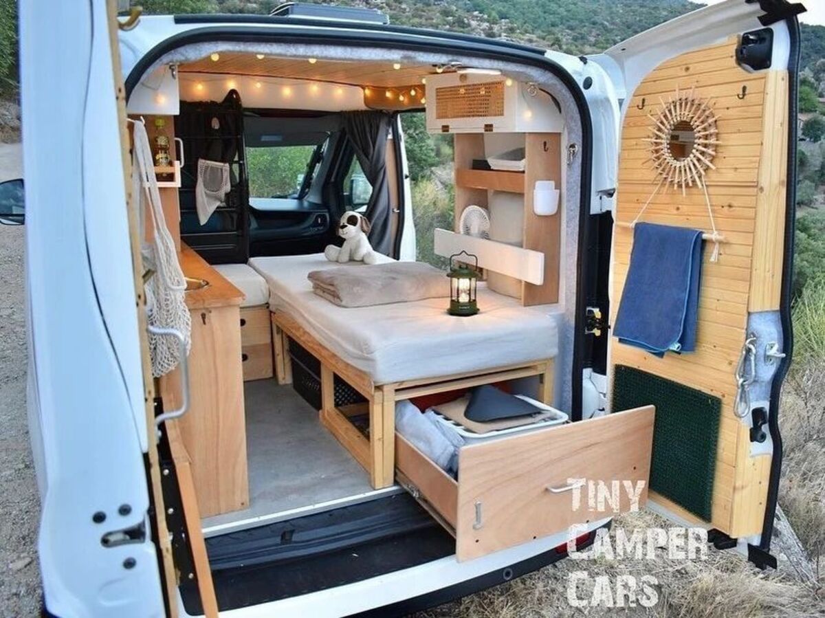 15 Ingenious Small Camper Interior Ideas To Maximize Space and Style on ...