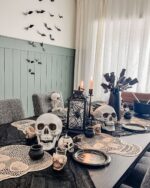 20 Creative Halloween Table Setting Ideas for a Bewitching Feast