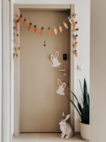 27 Bunny-Themed Easter Door Decorations for a Hoppy Welcome